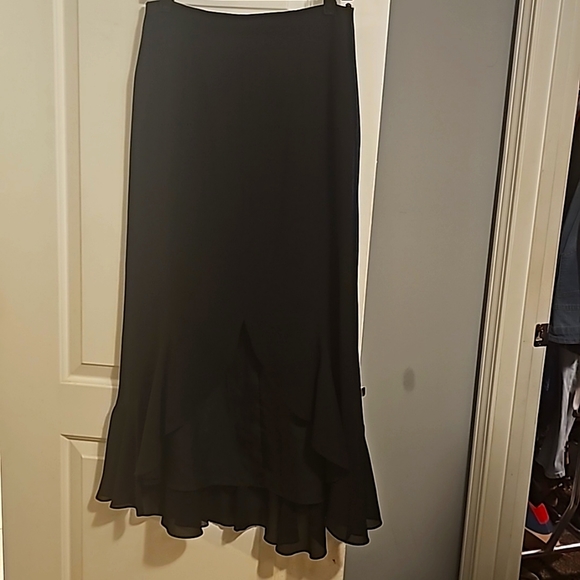 Lori Ann Montreal | Skirts | Nwot Lori Ann Montreal Skirt Black Formal ...